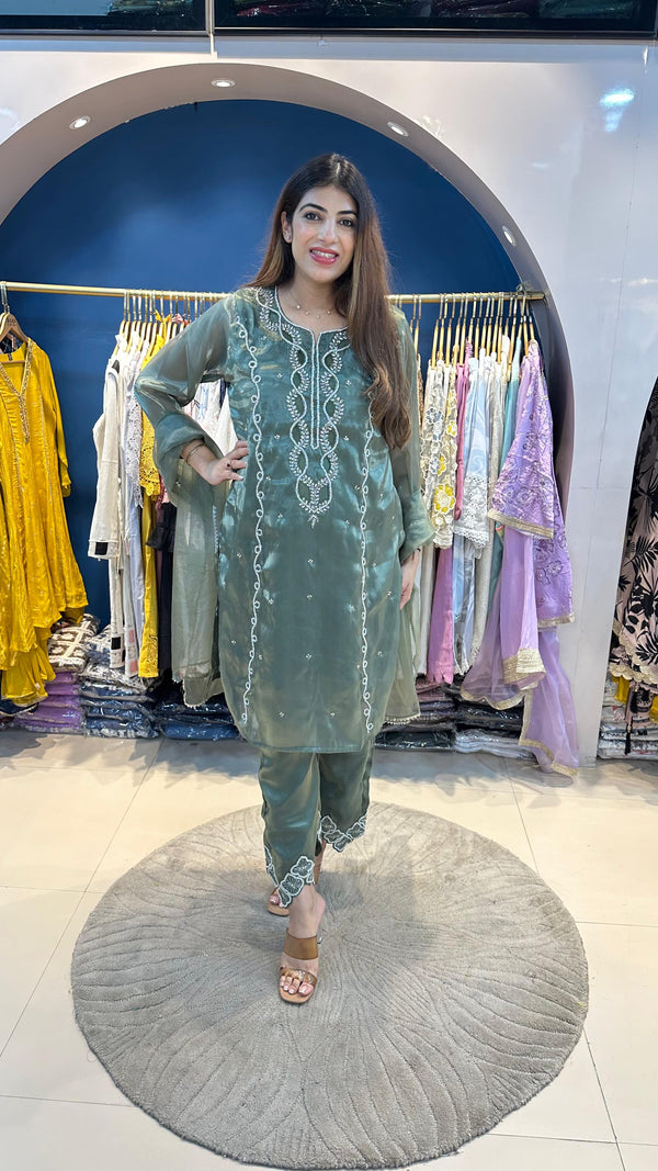 Jimmy Choo 3pc Suit with Complete Handwork – Raas by Riya